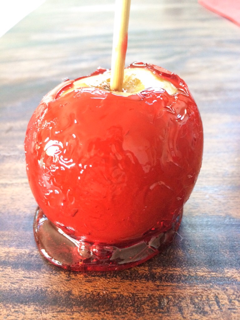 Candy Apple Spelling – Fame Hungry