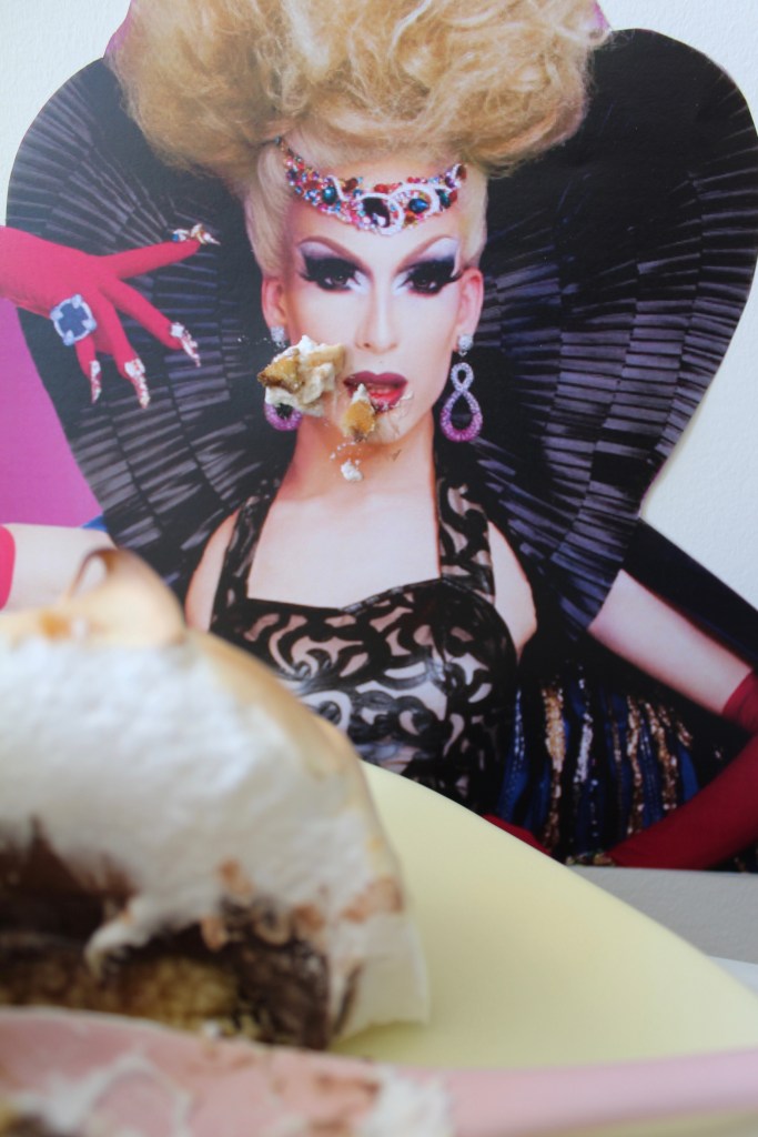 Bombe Alaska – Fame Hungry