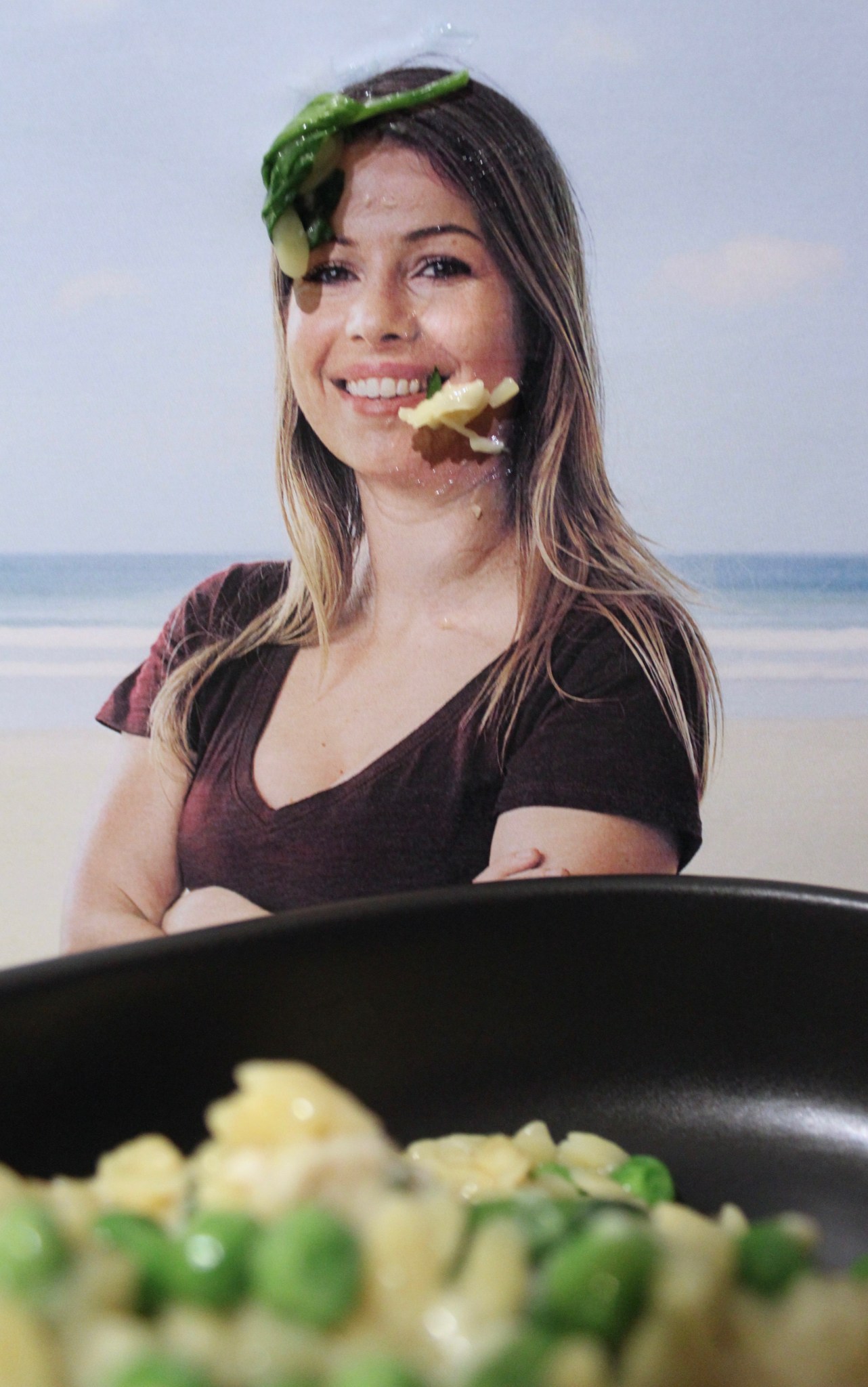 Chicken Meatball & Orzzy Pearson – Fame Hungry