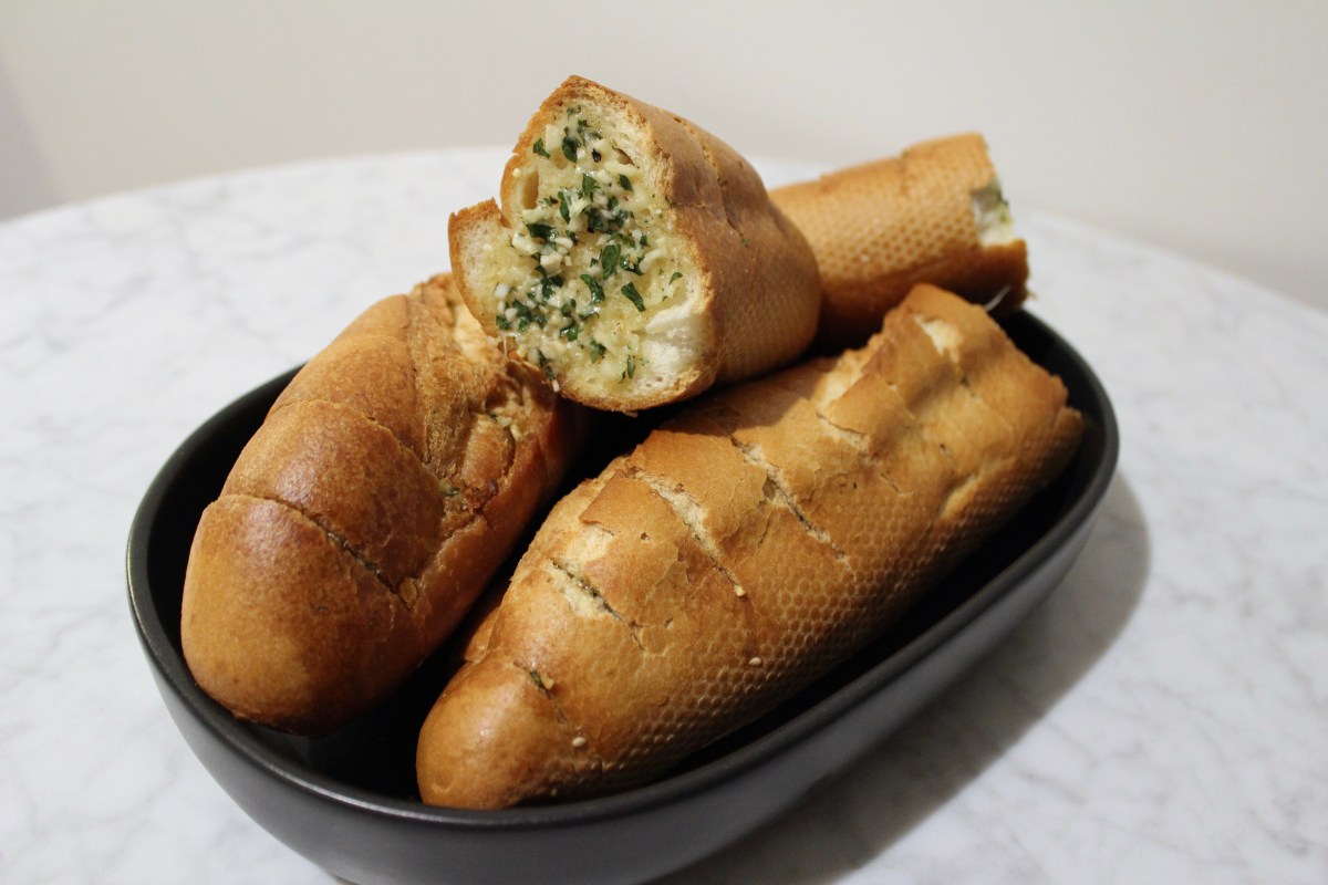 Karlic Lagerbread – Fame Hungry