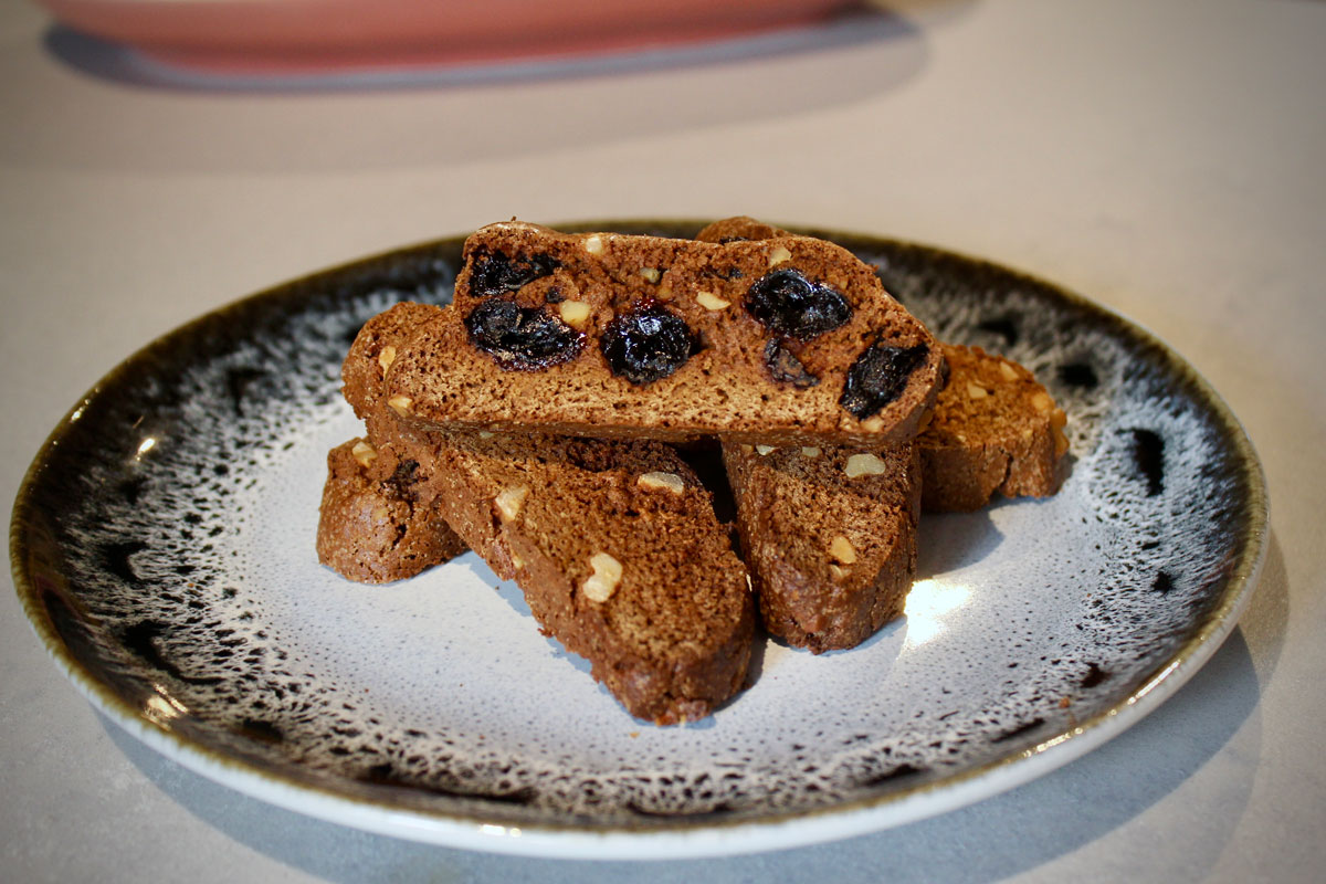 Cherry Eliespresso Biscotti – Fame Hungry