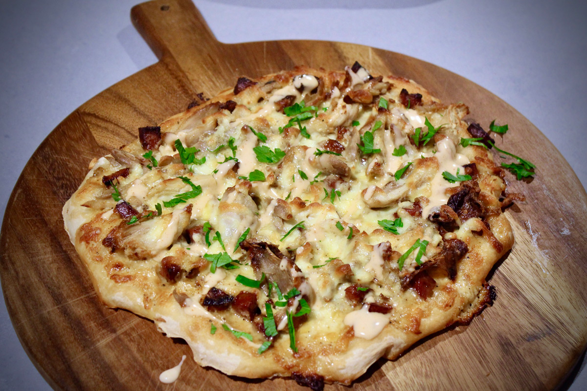 Chorizo and Nayshacken Alfredopez Pizza – Fame Hungry