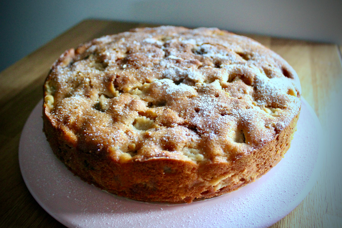 Jaime Lynormandy Pearuiz Cake – Fame Hungry
