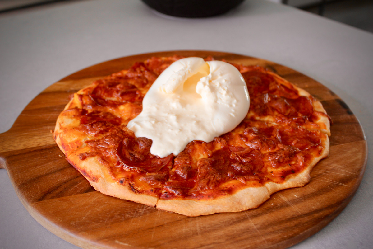 Diavory Glazalami & Burrata Pizza – Fame Hungry